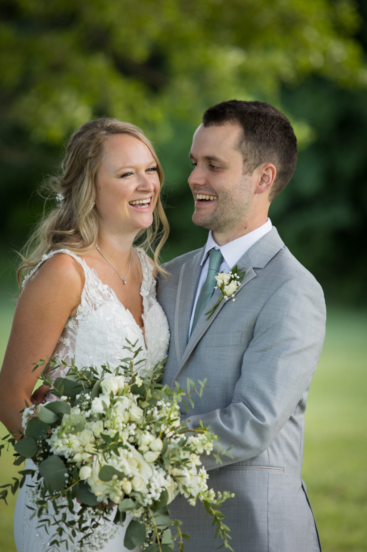 Windy Hill Wedding & Event Barn Wedding | Kayleigh and Sam - Famzing ...